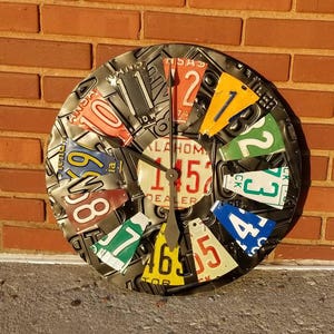 Vintage License Plate Clock - Etsy