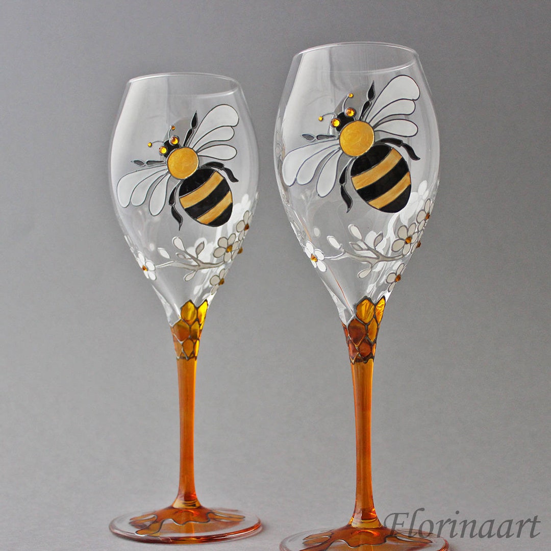 Bumble Bee Wine Glasses Bee and Honeycombs Wine Glasses - Etsy Canada