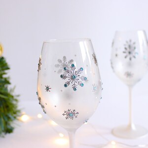 Snowflake Wine Glass, Winter Frosted Glasses, Christmas Gift Glasses ...