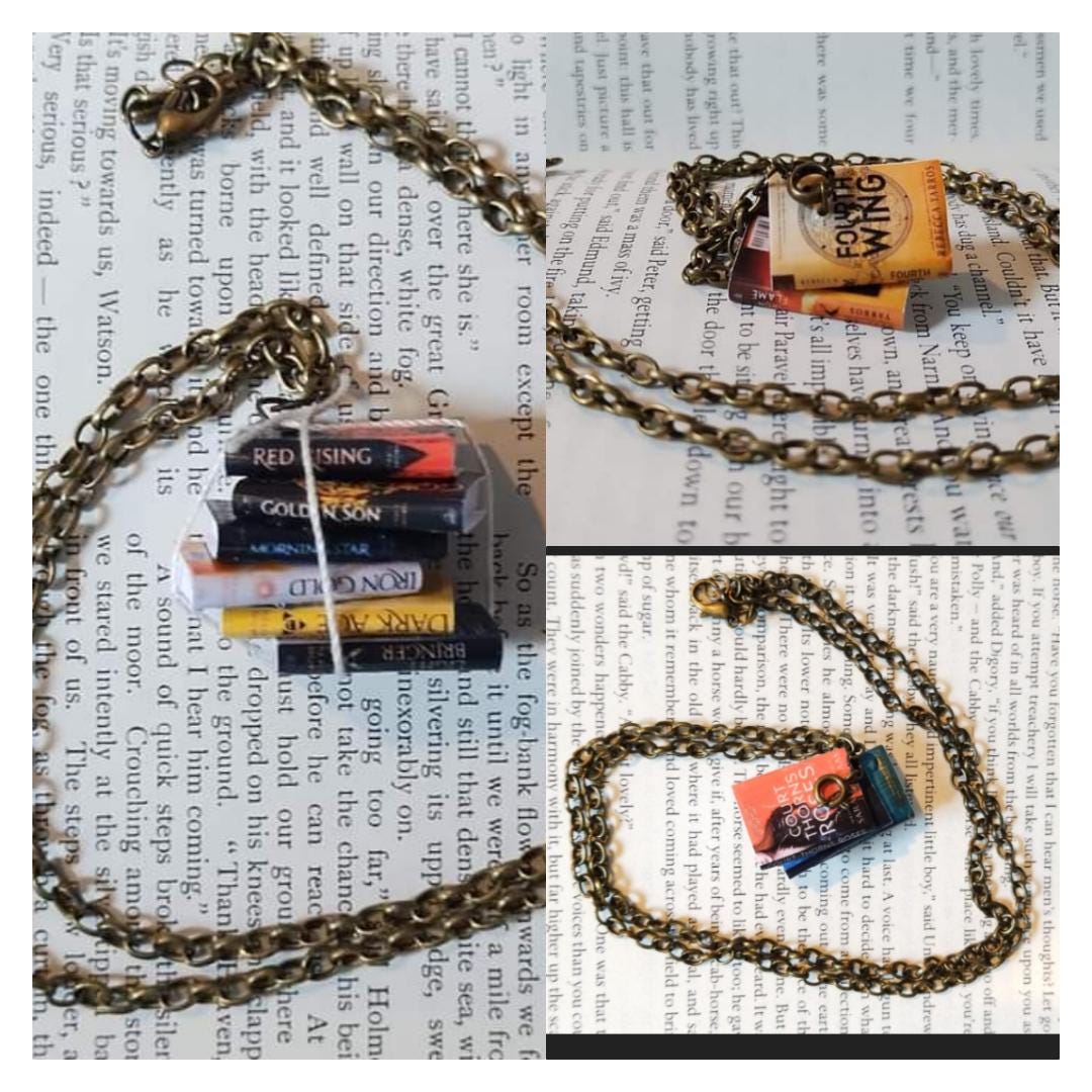 CUSTOM Mini Book Stack Necklace, Boktok Bookish Gift - Etsy