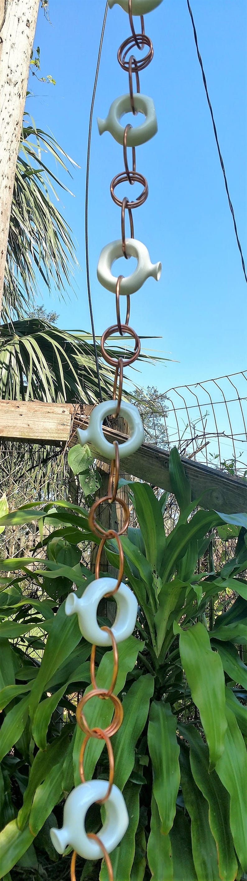 White Vase Rain Chain - Etsy