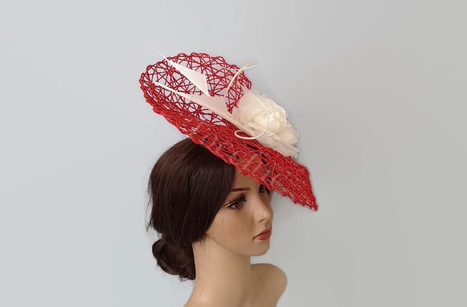 Red and white derby hat for women Red ascot hats Veil | Etsy