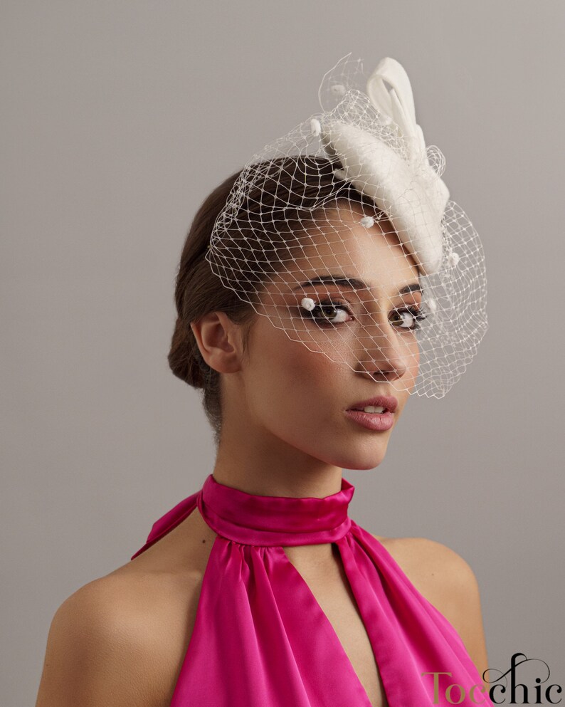 Tocado de fieltro blanco con lazo para novia Tocado con velo - Etsy España