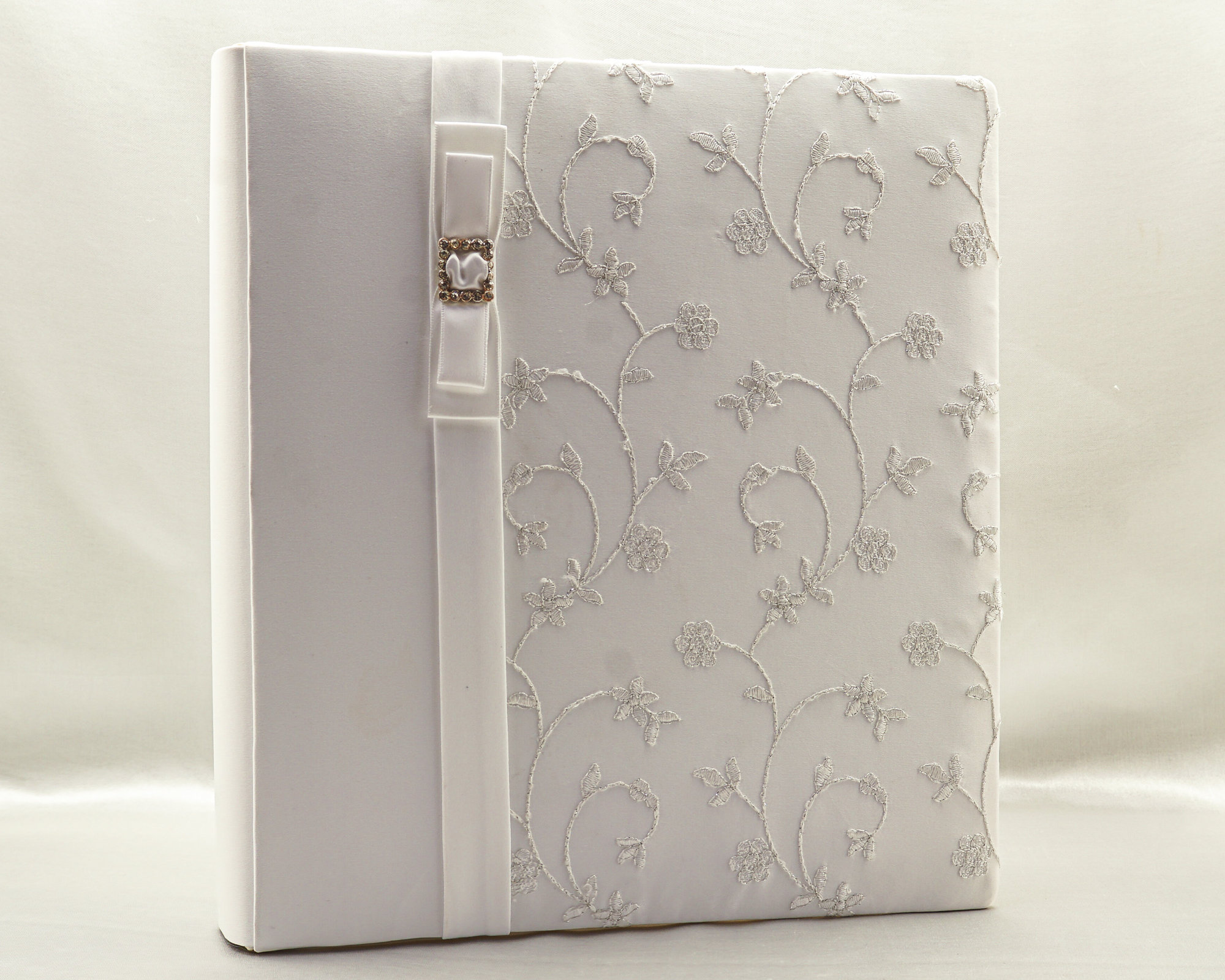 White Photo Collection Album, Wedding Album, Wedding Ceremony ...