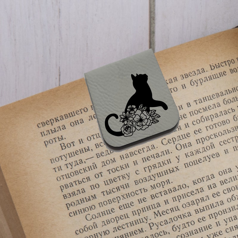 Cat Bookmark - Etsy
