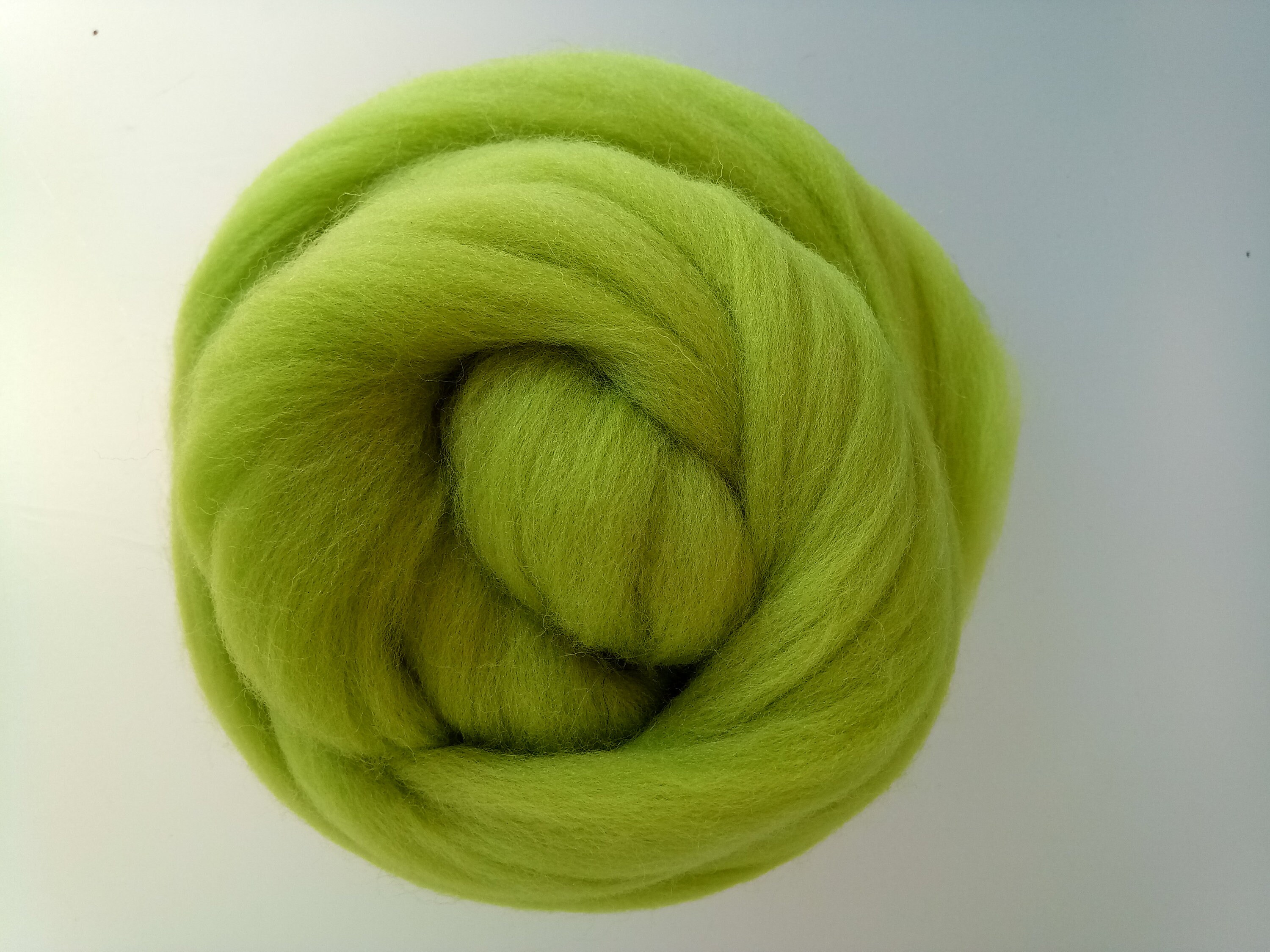 Kiwi Green Merino Wool Tops Roving for Dry and Wet Felting | Etsy
