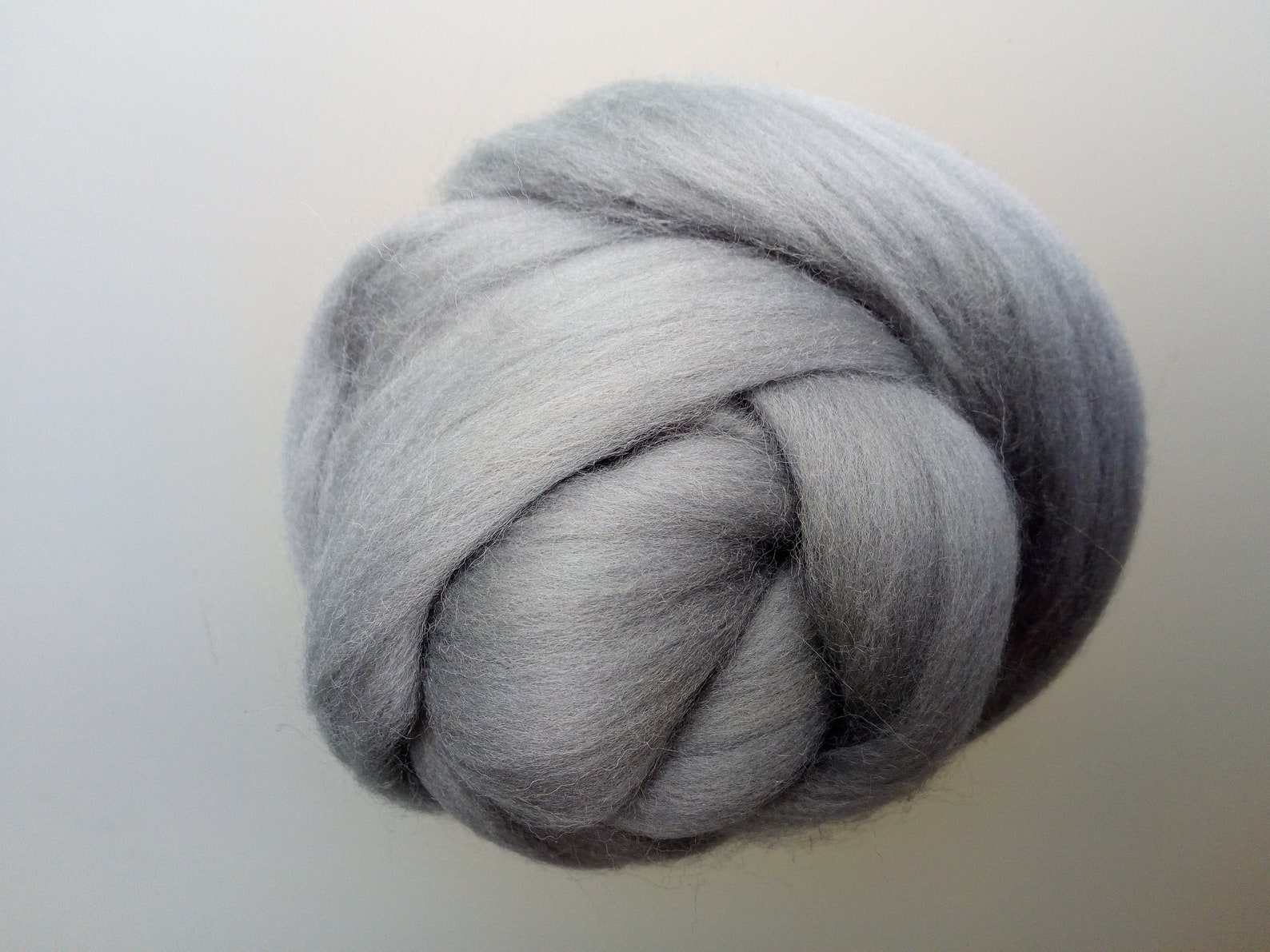 Light Grey 100% Merino Wool Roving Tops Wet Needle Felting - Etsy UK