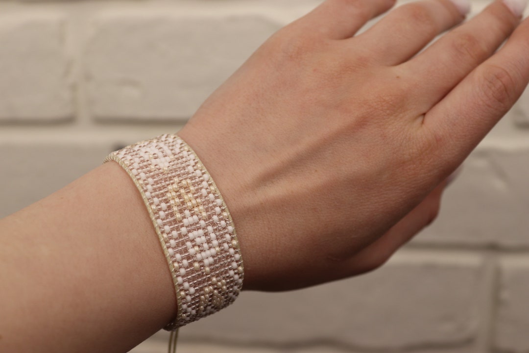 White Beaded Bracelet, Bohemian Style Bracelet - Etsy