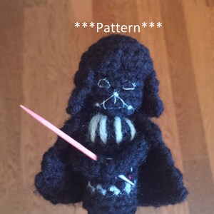 Darth Vader Crochet Finger Puppet Pattern, Star Wars Finger Puppet ...