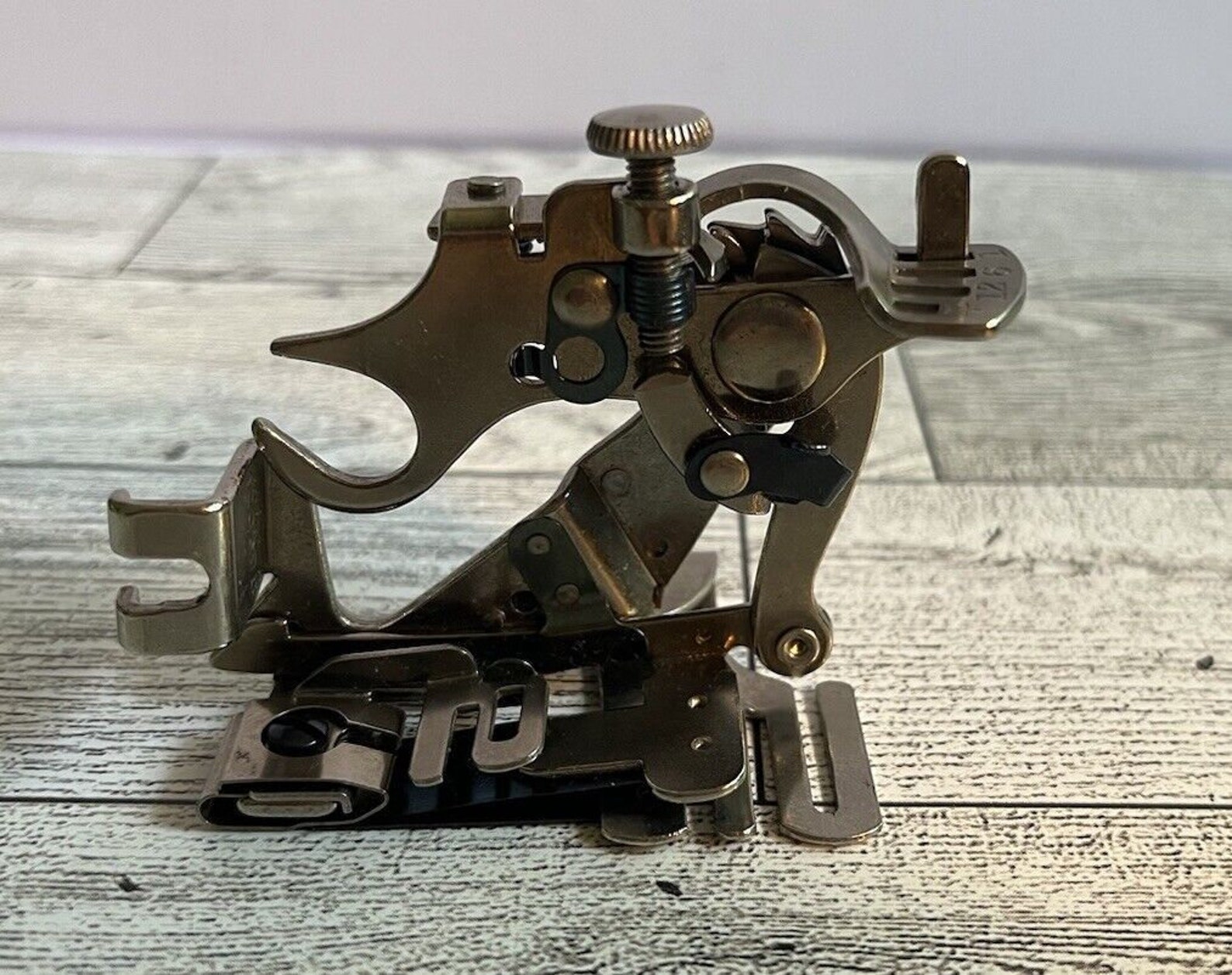 Vintage Singer Sewing Machine Attachments 121899 Set of 7 - Etsy