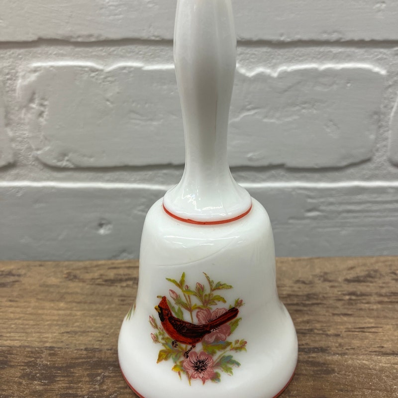 Vintage Westmoreland Bell - Etsy