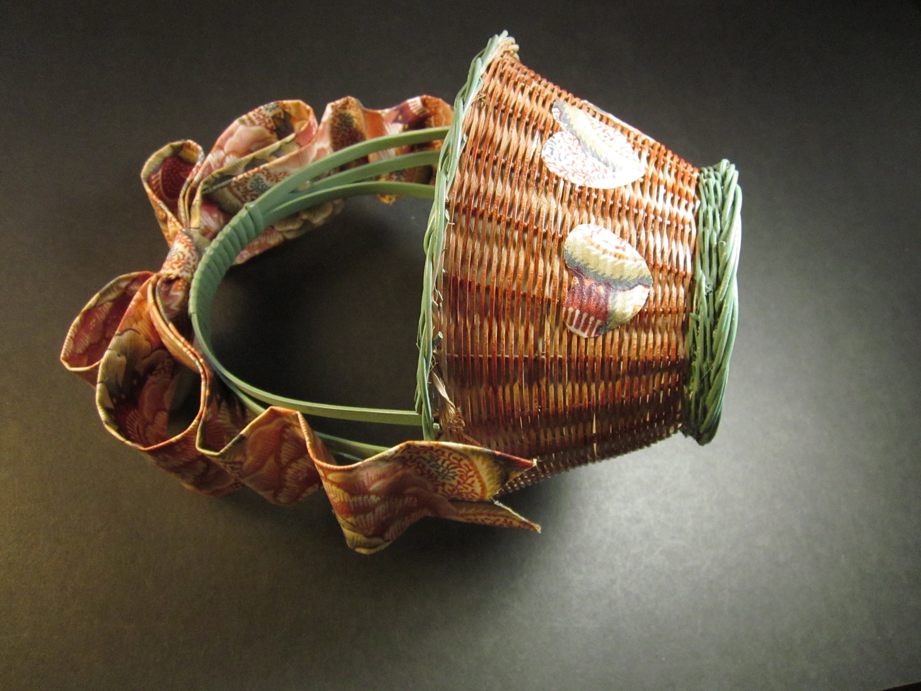 6 x 9 reed basket with handmade stiffy fabric bow | Etsy