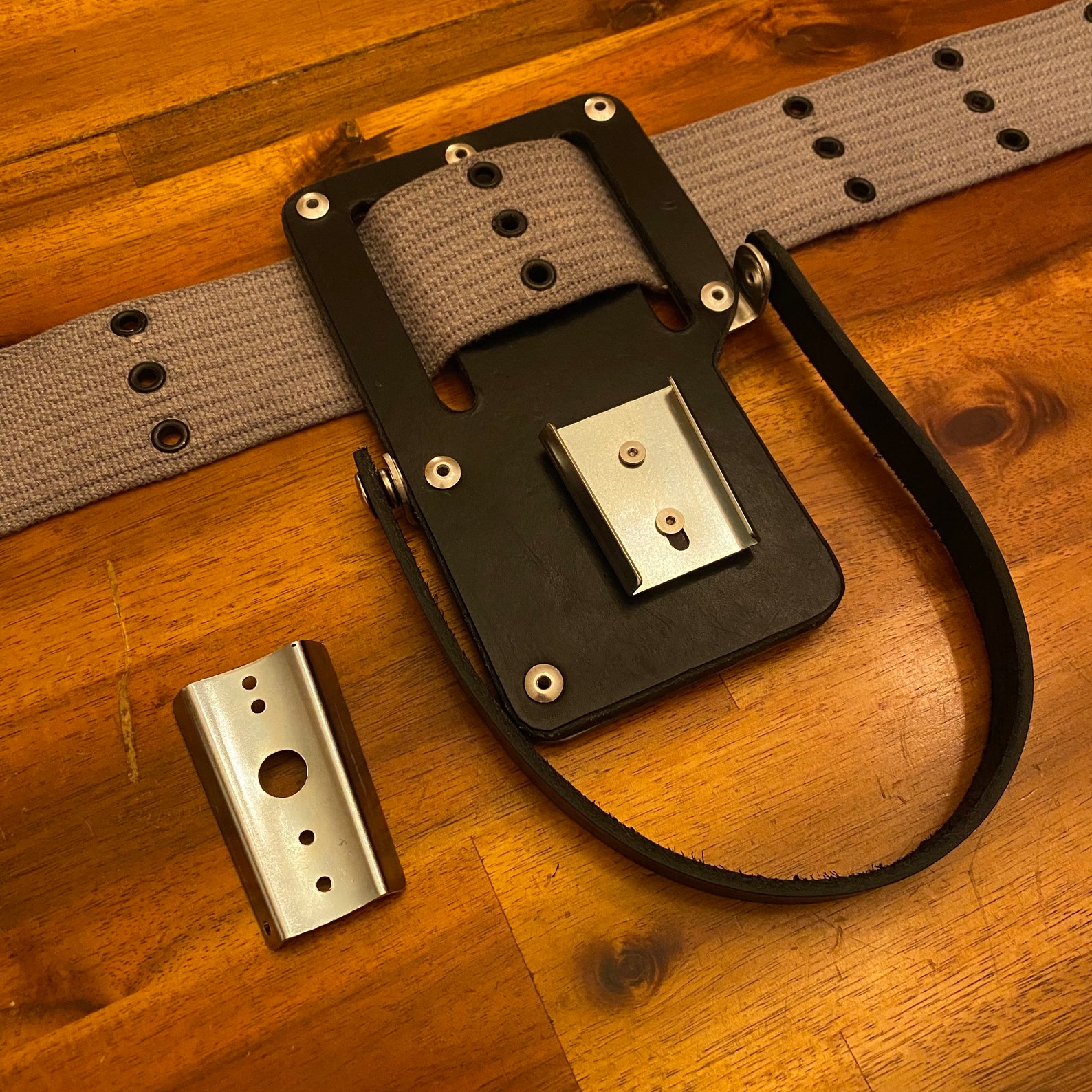 Ghostbusters Inspired Belt Trap Holster From Ghostbusters 1 (1984) & 2 ...