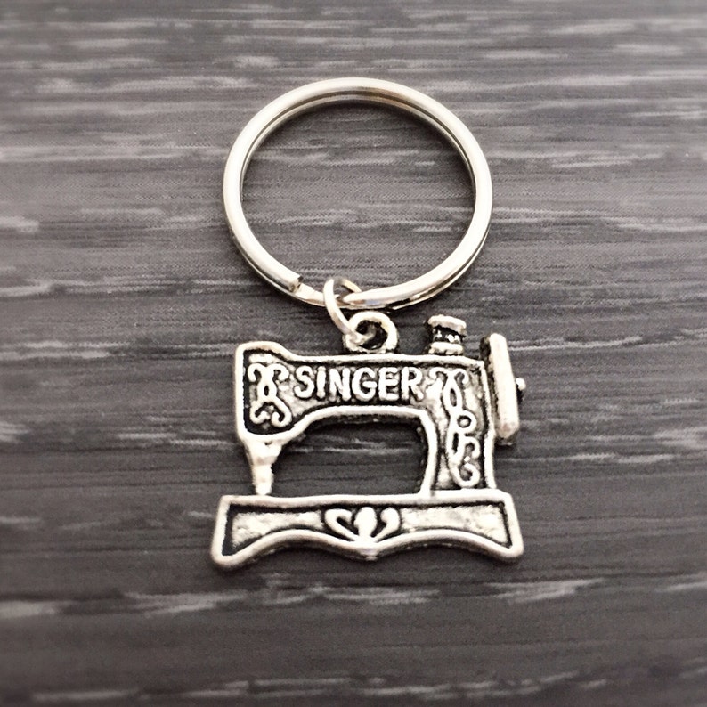 Singer Sewing Machine Keyring, Seamstress Keychain, Dressmaker Tailor ...