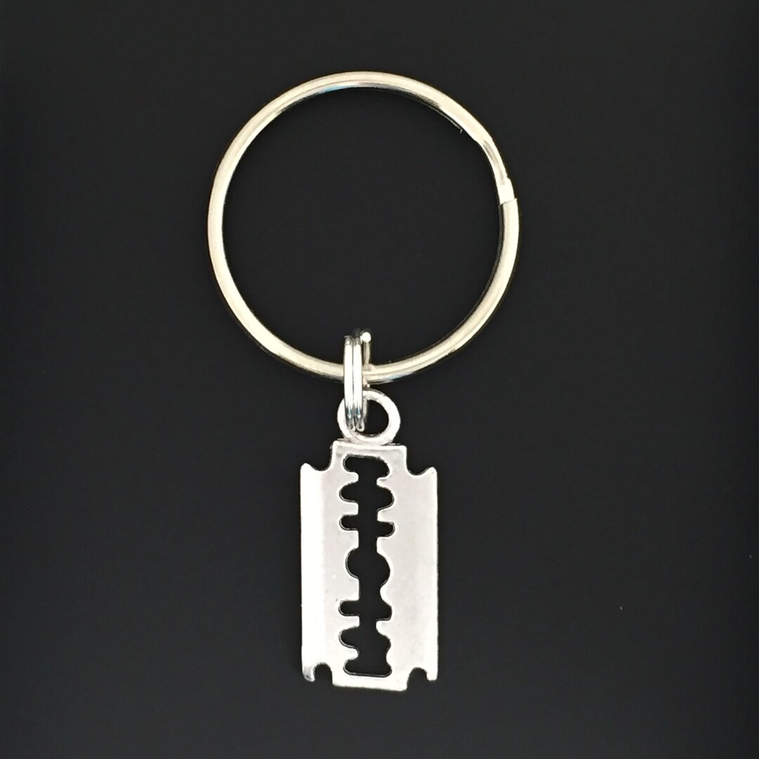 Razor Blade Keychain, Gillette Blade Vintage Charm, Retro Jewelry ...