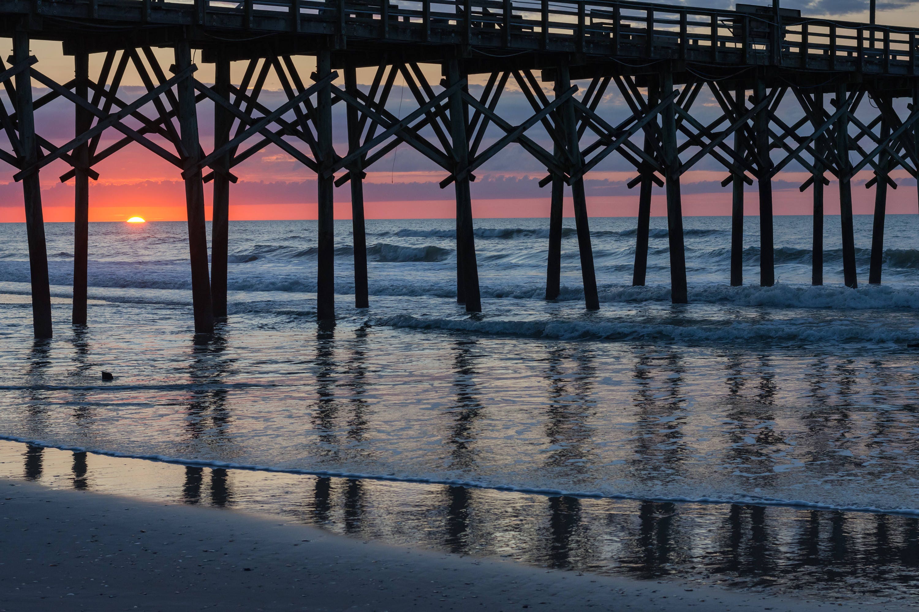 Topsail Island Sunrise at the Pier Surf City North Carolina - Etsy Canada