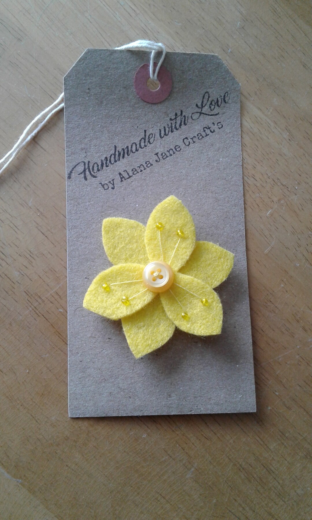 Felt Daffodil Flower Brooch in Yellow - Etsy