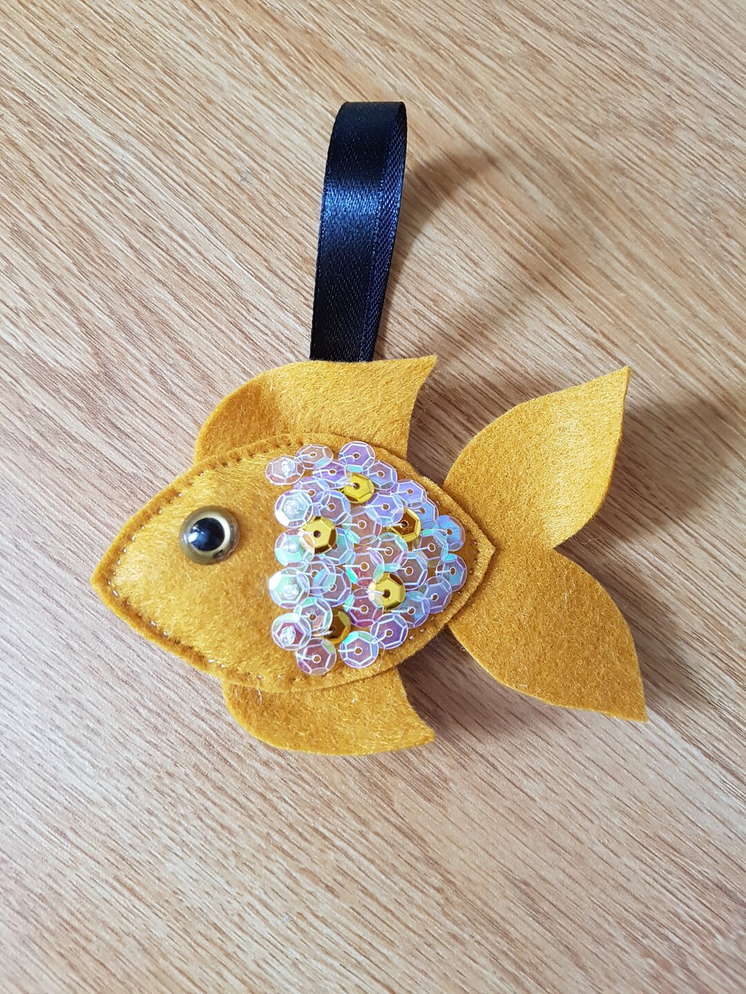 Felt Goldfish Christmas Bauble in Gold - Etsy