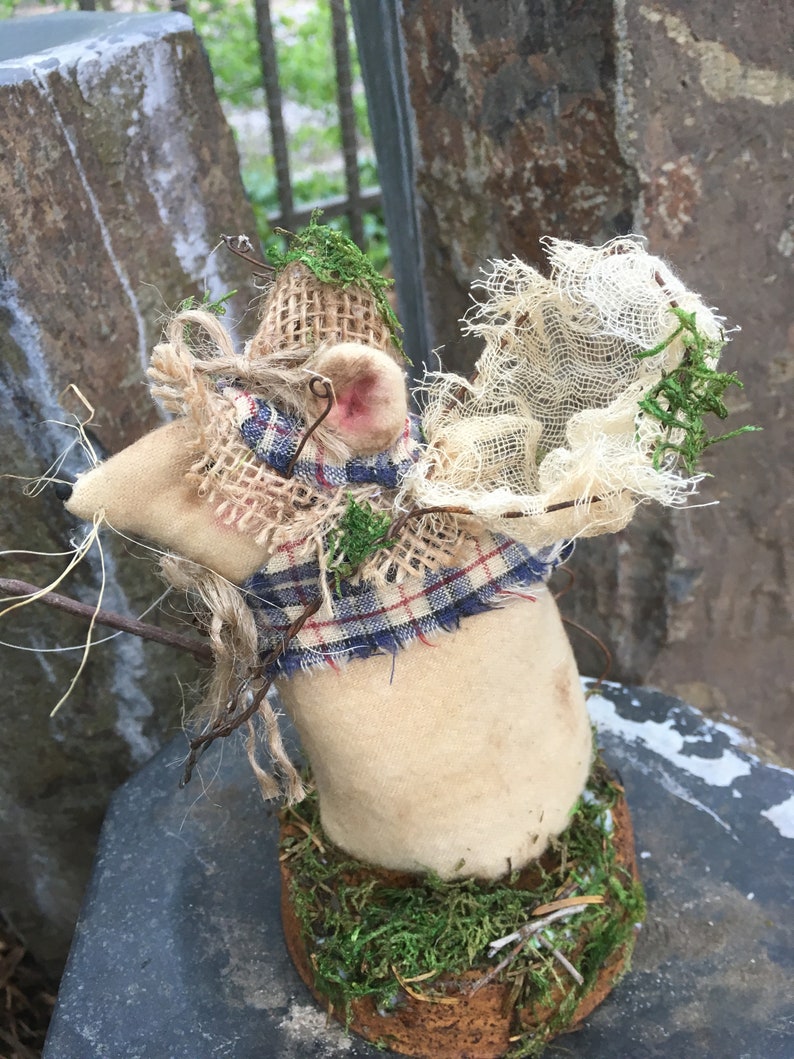 Primitive Mouse Fishing Mouse Rustic Room Decoration - Etsy