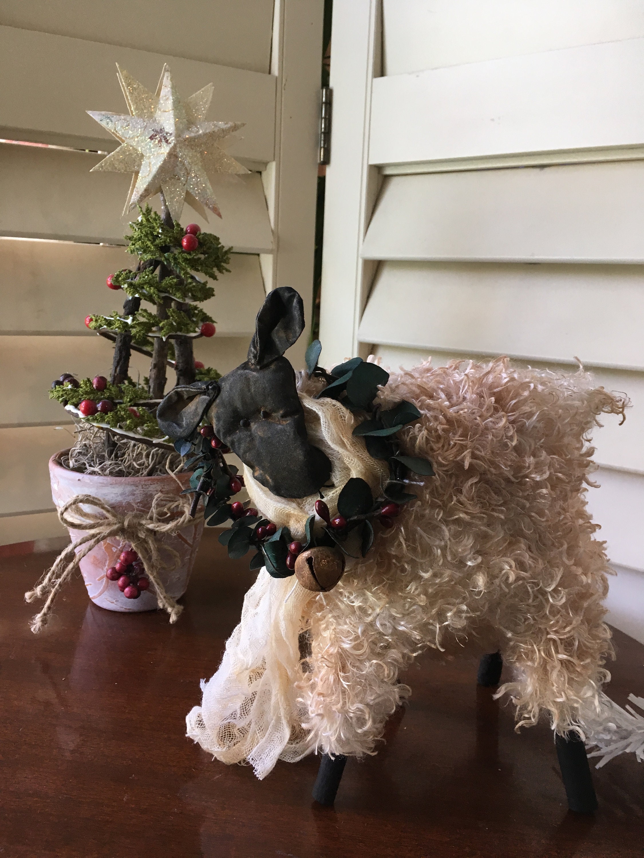 Holiday Sheep Primitive Christmas Sheep Primitive Sheep - Etsy