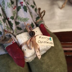 Primitive Winter Mouse , Christmas Thyme Mouse , Rustic Room Decor ...