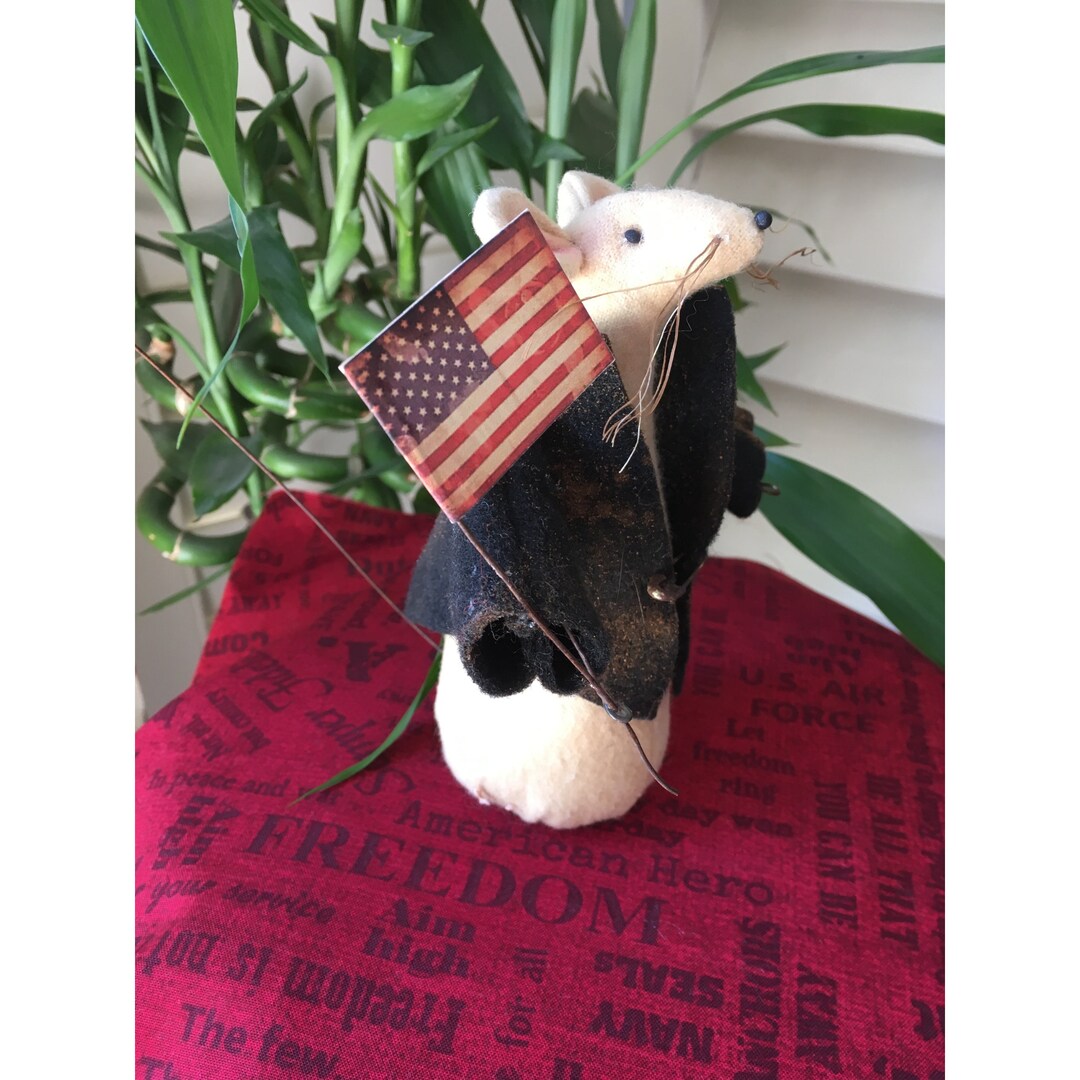 Handmade Patriotic Garden Mouse With Flag- Folk-art Americana ...
