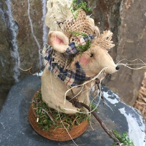 Primitive Mouse - Fishing Mouse - Rustic Room Decoration - Country ...