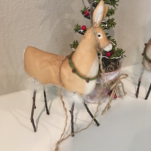 Primitive Reindeer - Holiday Reindeer Display - Handmade Christmas ...