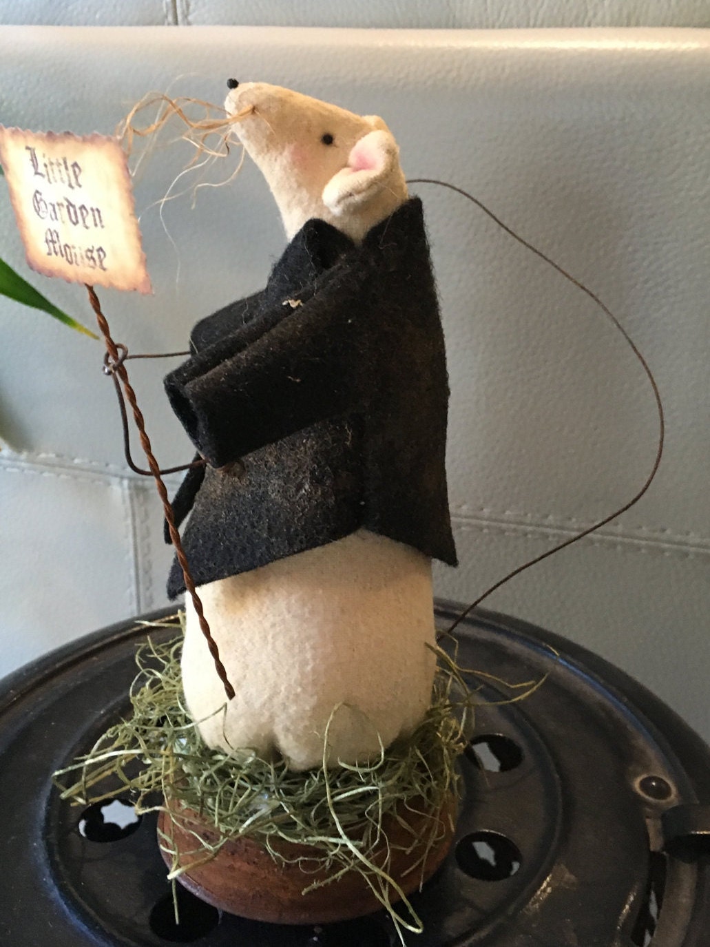 Primitive Garden Mouse - Little Garden Mouse - Country Table Decor ...