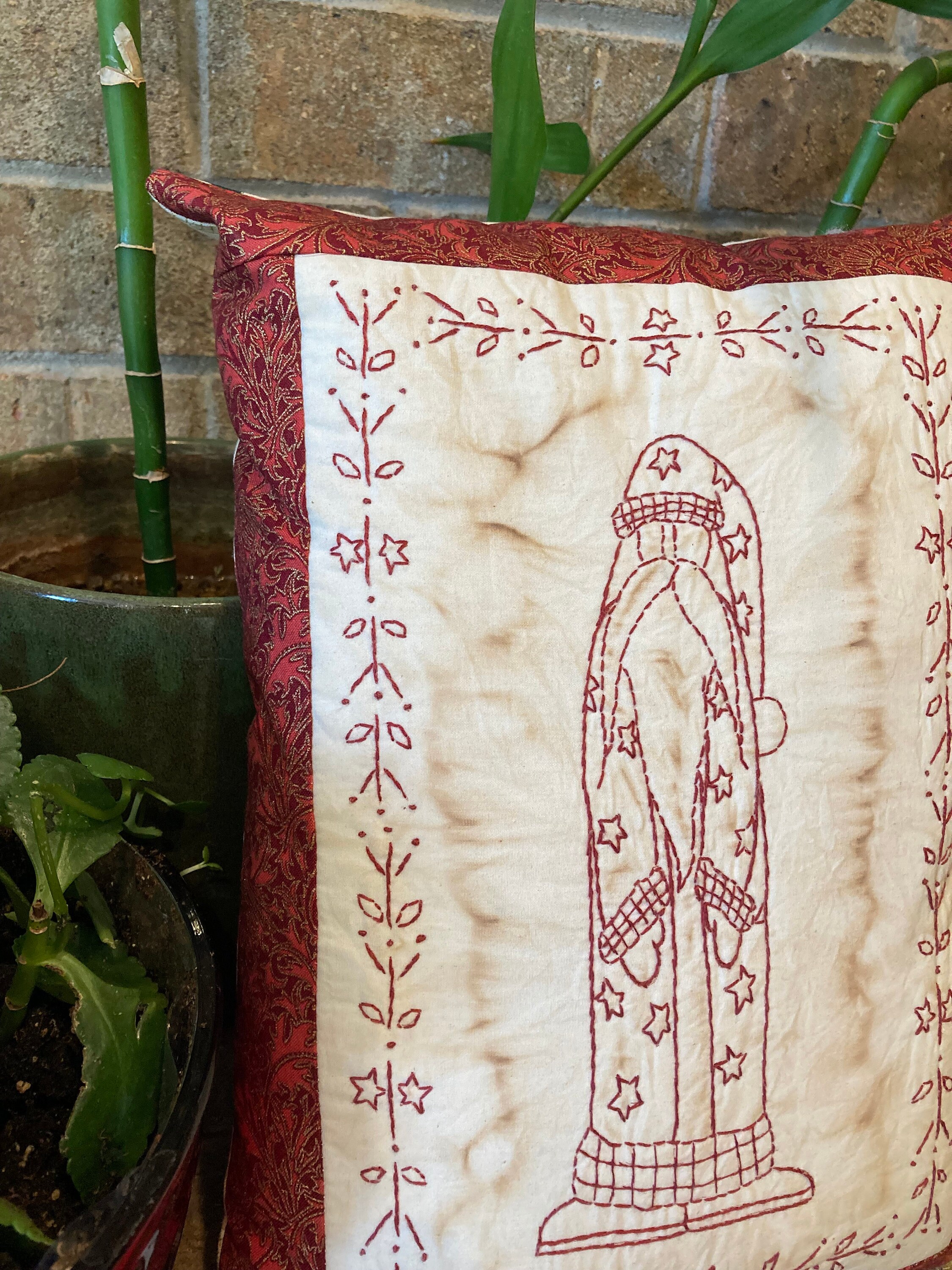 Old World Santa Hand Embroidered Holiday Pillow Vintage | Etsy