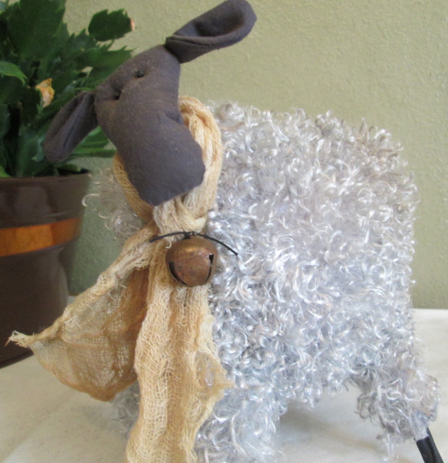 Primitive Sheep Primitive Sheep With Wreath Handmade | Etsy