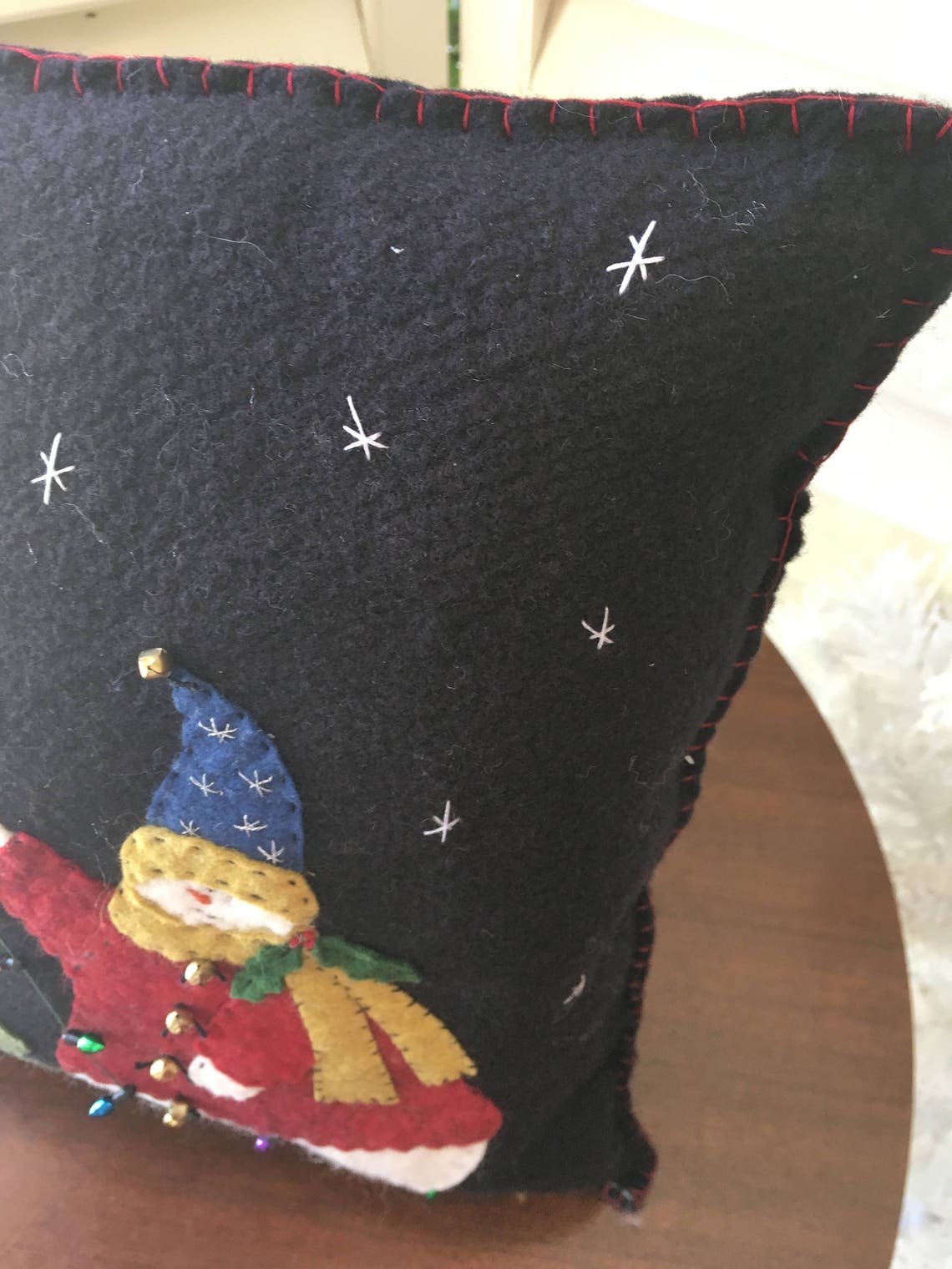 Appliqued Pillow , Wool Felt Snowman , Holiday Appliqued Pillow ...