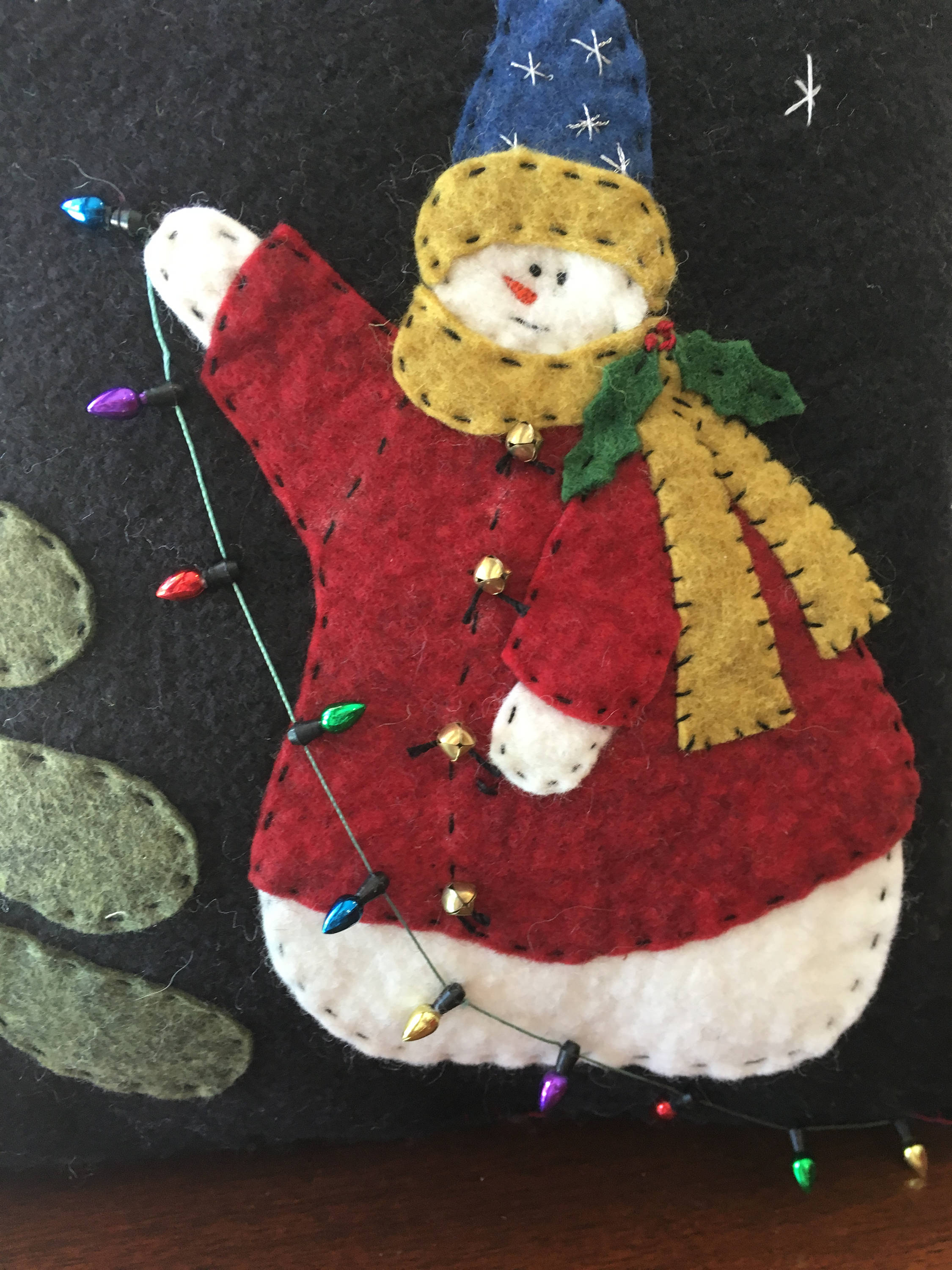 Appliqued Pillow , Wool Felt Snowman , Holiday Appliqued Pillow ...