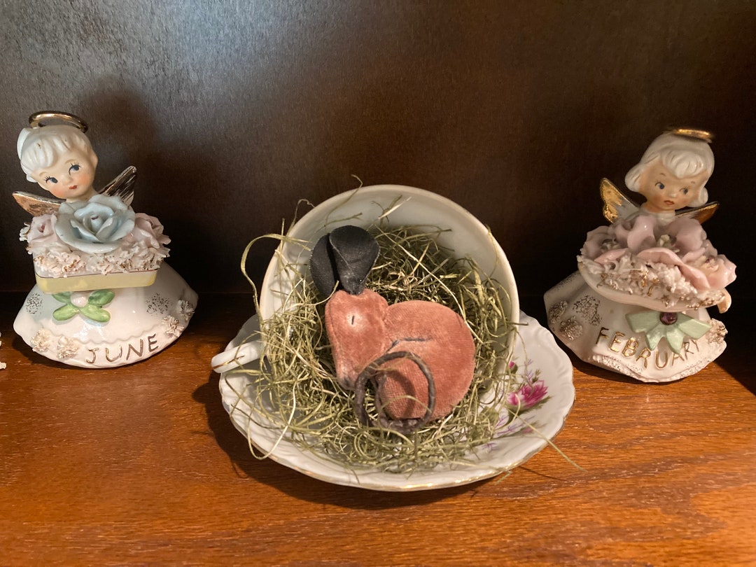 Sleepy Mouse in a Teacup - Primitive Mouse - Vintage Teacup - Spring ...