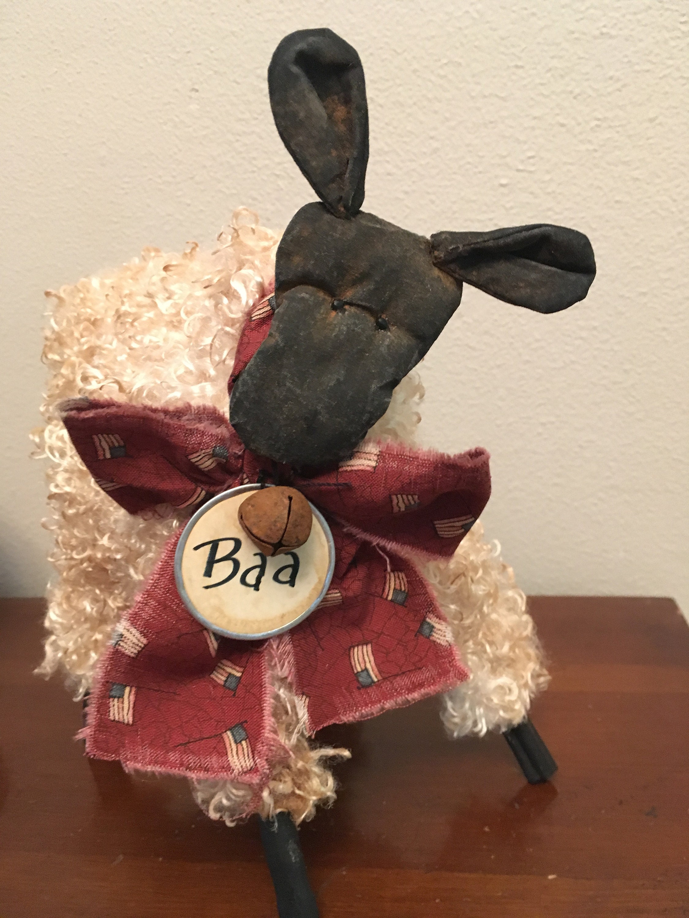 Primitive Sheep Primitive Sheep With Wreath Handmade | Etsy