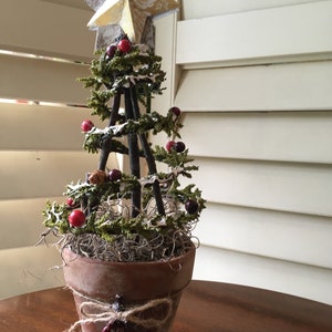 Bed Spring Christmas Tree - Holiday Christmas Decoration - Primitive ...