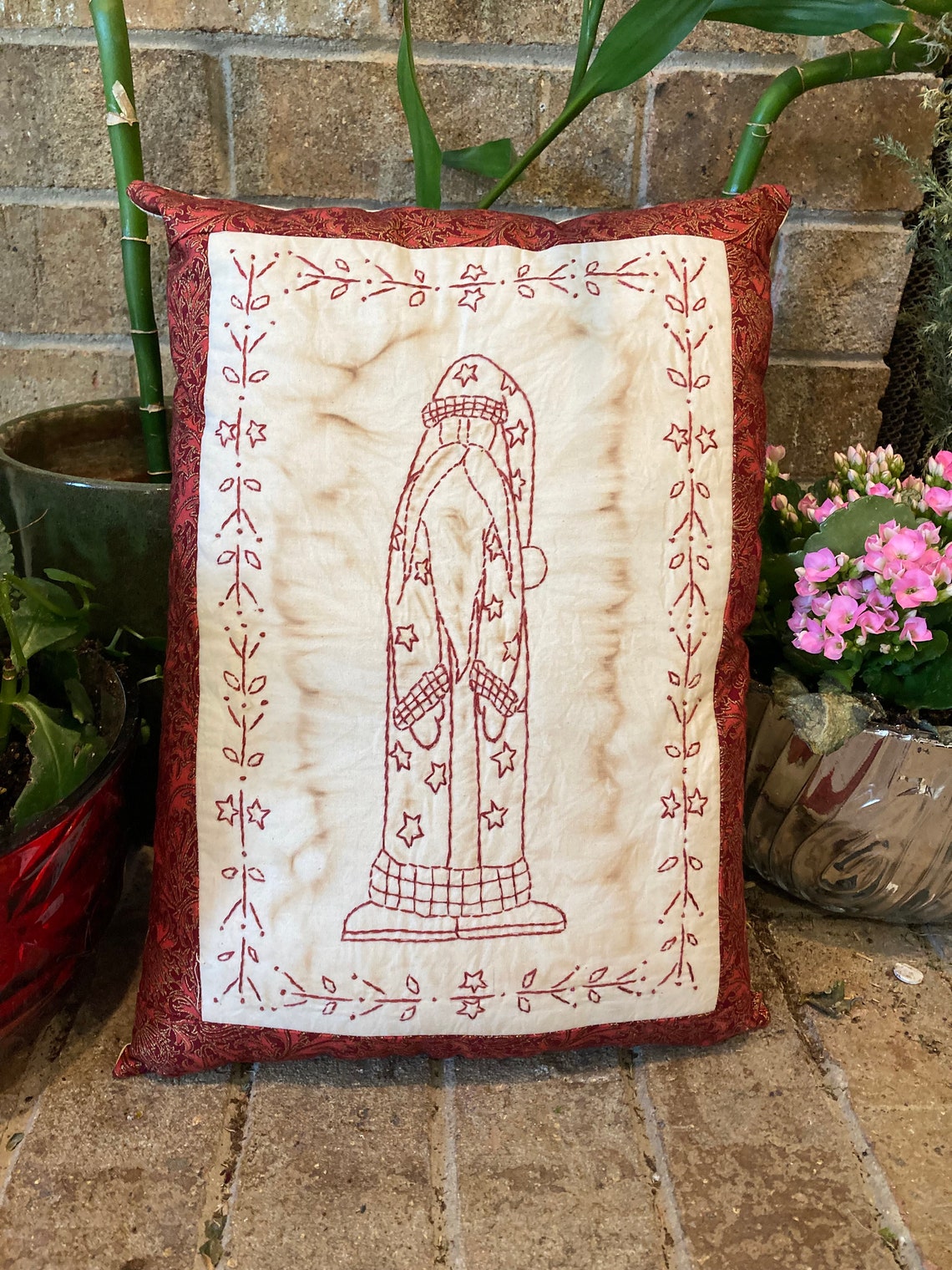 Old World Santa - Hand Embroidered Holiday Pillow - Vintage Fabric ...