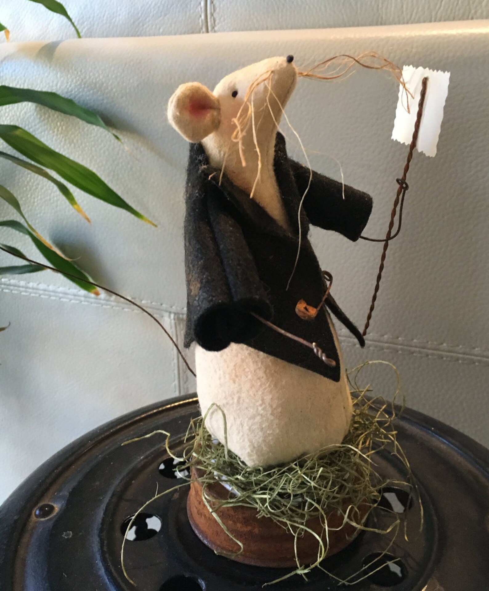 Primitive Garden Mouse - Little Garden Mouse - Country Table Decor ...