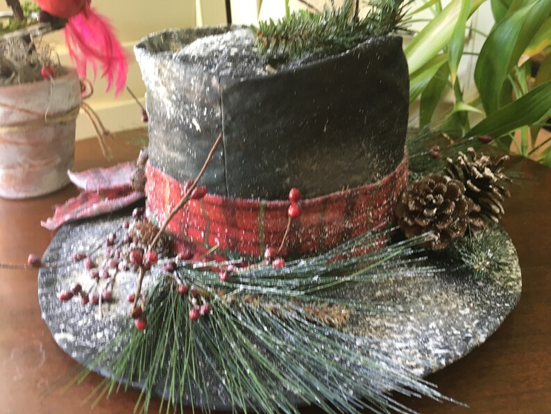 Frosty the Snowman Hat - Winter Decoration - Holiday Table Decoration ...
