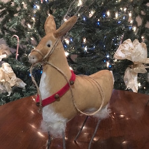 Primitive Reindeer - Holiday Reindeer Display - Handmade Christmas ...