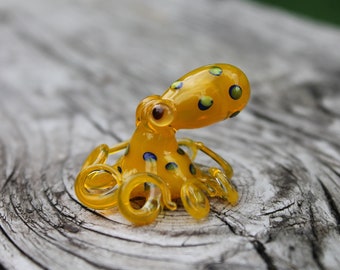Blown Glass Green and Yellow Octopus Glass Figurine Octopus Glass Ocean ...