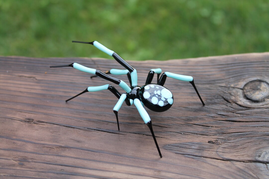 Art Glass Spider Figurine, Blown Glass Spider, Spider Halloween ...