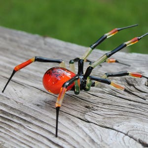 Red Uranium Glass Spider Uranium Vaseline Glass Figurine Spider Glass ...