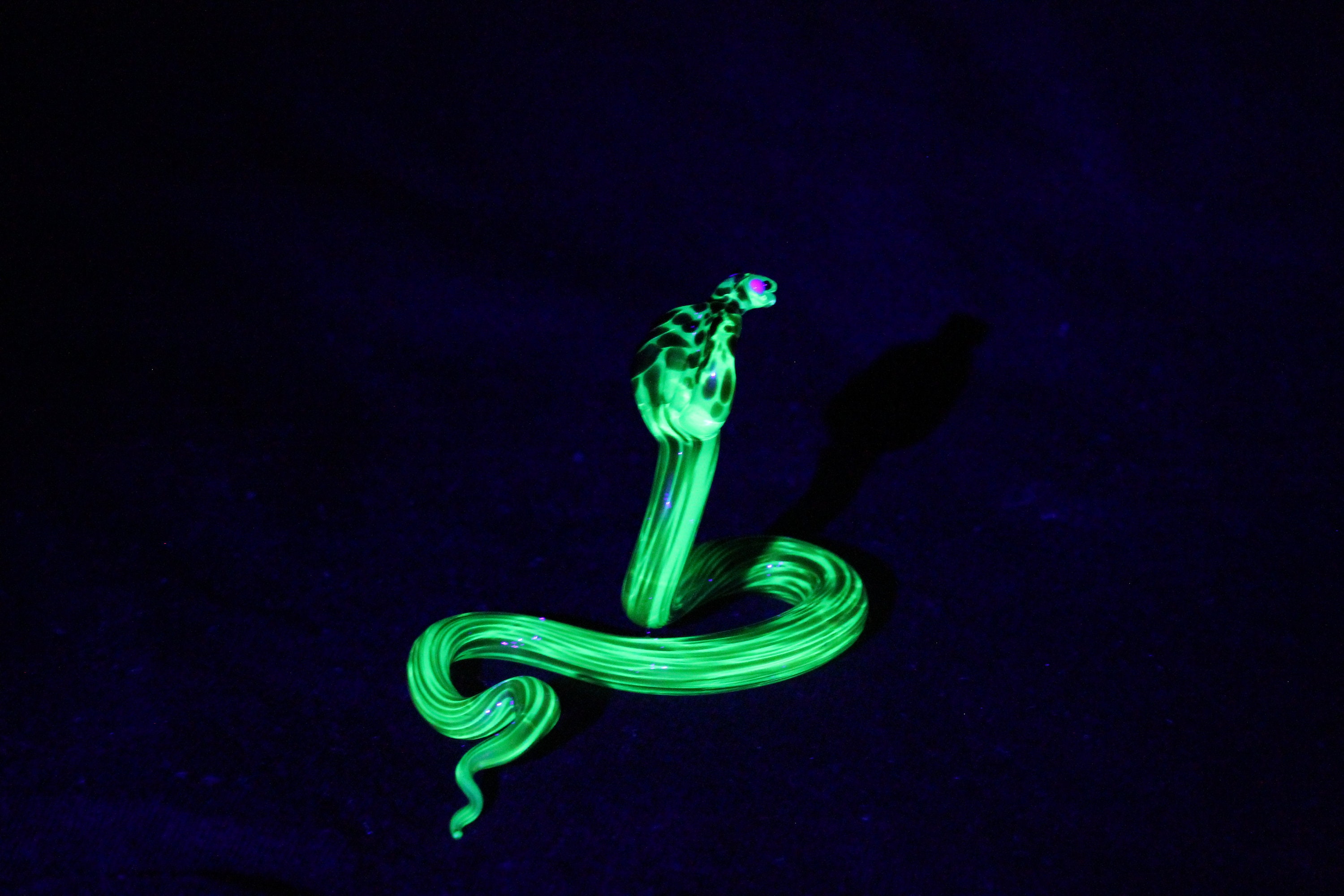 Uranium Glass Cobra Uranium Vaseline Glass Figurine Cobra Glass UV ...
