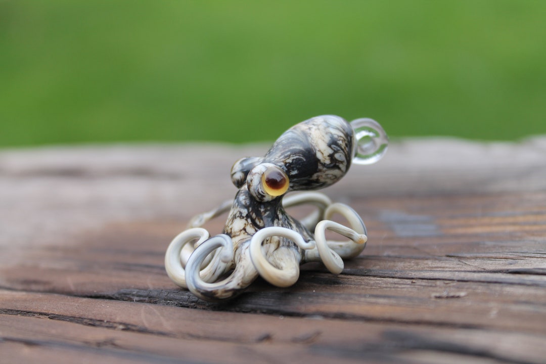 Handcrafted Banded Octopus Murano Glass Pendant - Octopus Glass Rear ...
