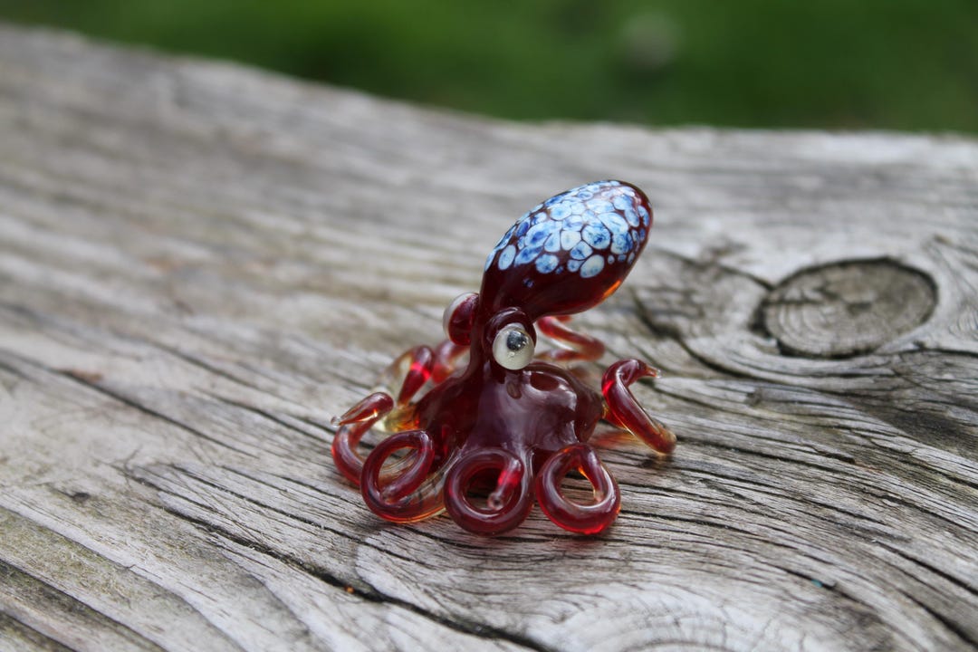 Miniature Octopus Figurine – Red Glass Octopus Sculpture – Lampwork Sea ...