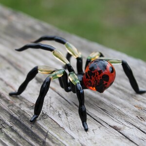 Uranium Tarantula Glass Spider Surprise Uranium Vaseline Glass Figurine ...