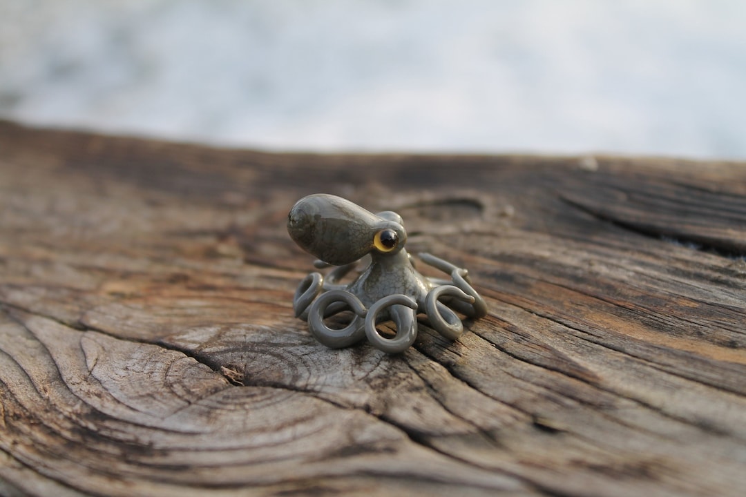 Small Glass Octopus Glass Figurine Octopus Miniature Kraken Octopus ...