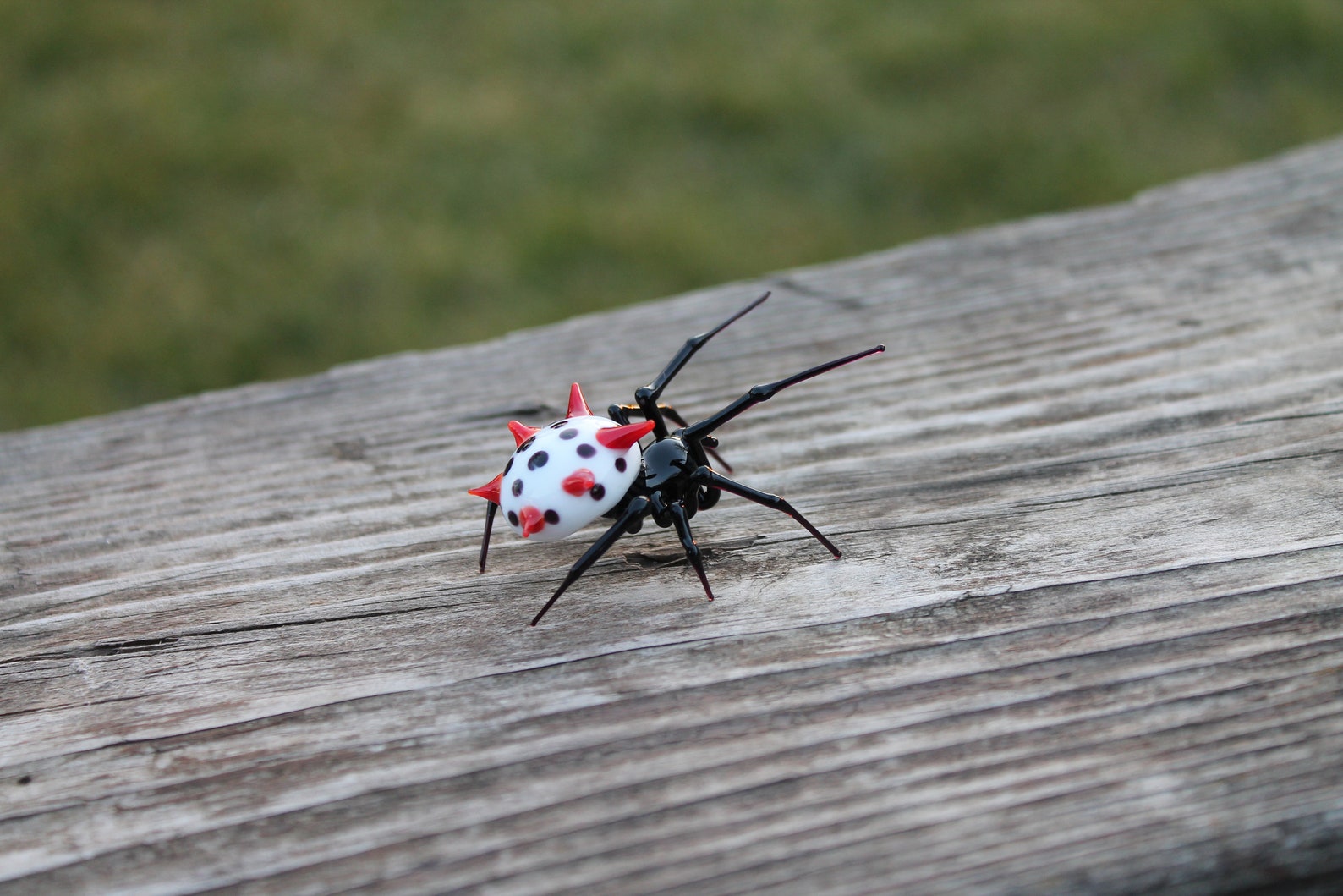 Glass Spider - Horned Spider - Spiny Orb-weaver - Glass Spider Figurine ...