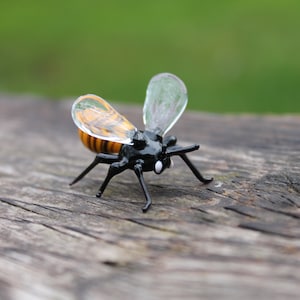 Glass Honey Bee : Elegant and Unusual Decor for Any Interior, Bee ...